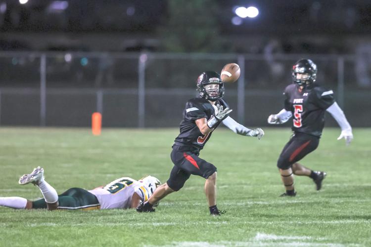 Fort Atkinson's football team displays grit in holding off Beaver Dam ...