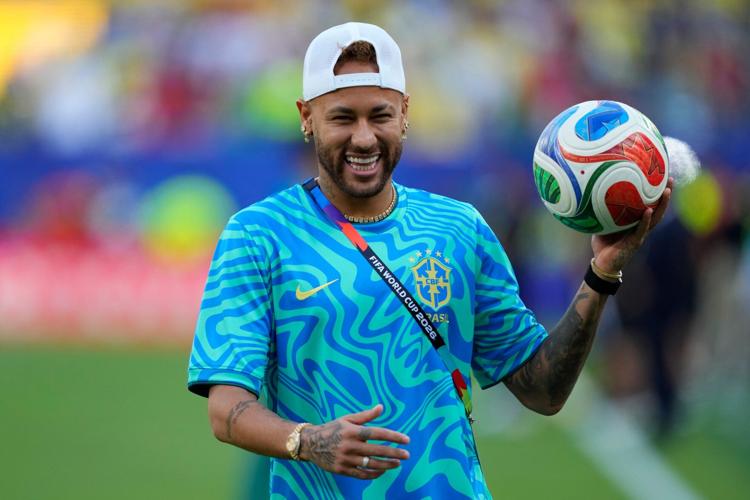 Neymar returns to action for limited training with Brazil at the World ...