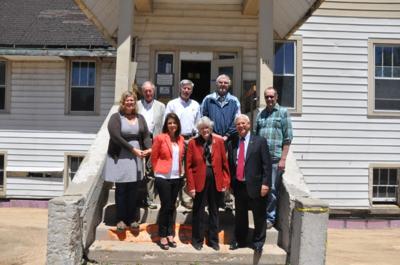 WEDC officials view Fort Club renovations | News | dailyunion.com