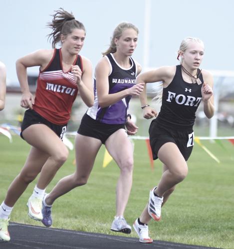 Track and field: Evans wins shot put, Stricker claims 3,200 for Fort ...
