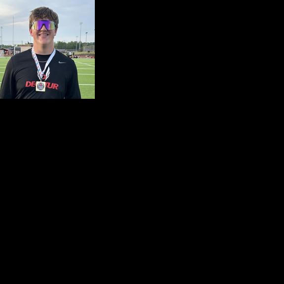 Local track stars win championships at junior high event | High School ...