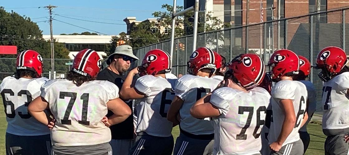 Decatur Red Raiders find success with an undersized offensive line ...