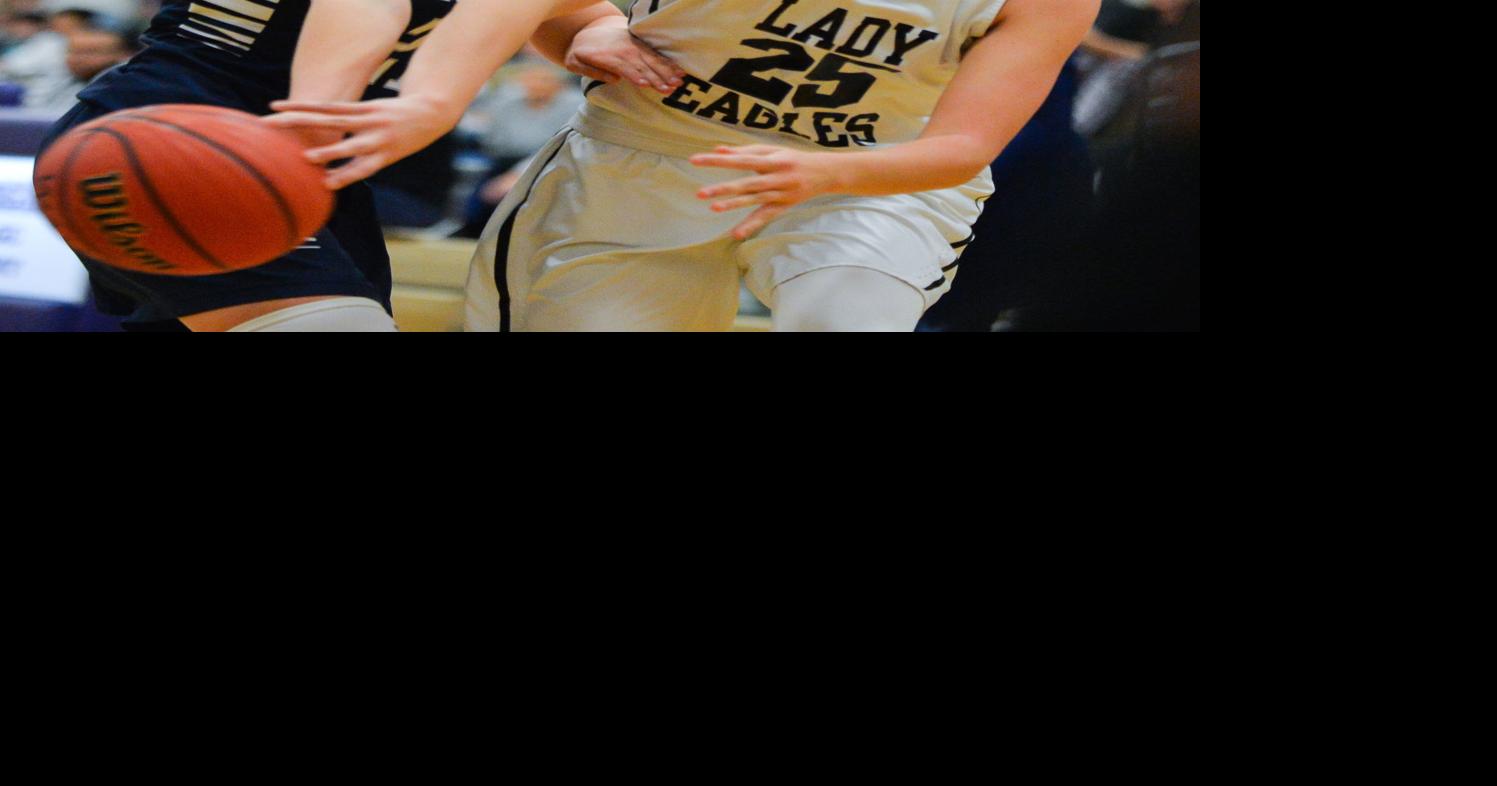 Decatur Heritage's Jones, Hartselle's Peebles voted Fans' Players of ...