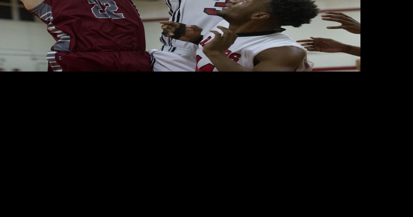 Prep roundup: Reedus carries Austin | Sports | decaturdaily.com