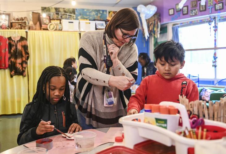 Decatur teacher Tammie Clark has heart for art and an award to prove it ...