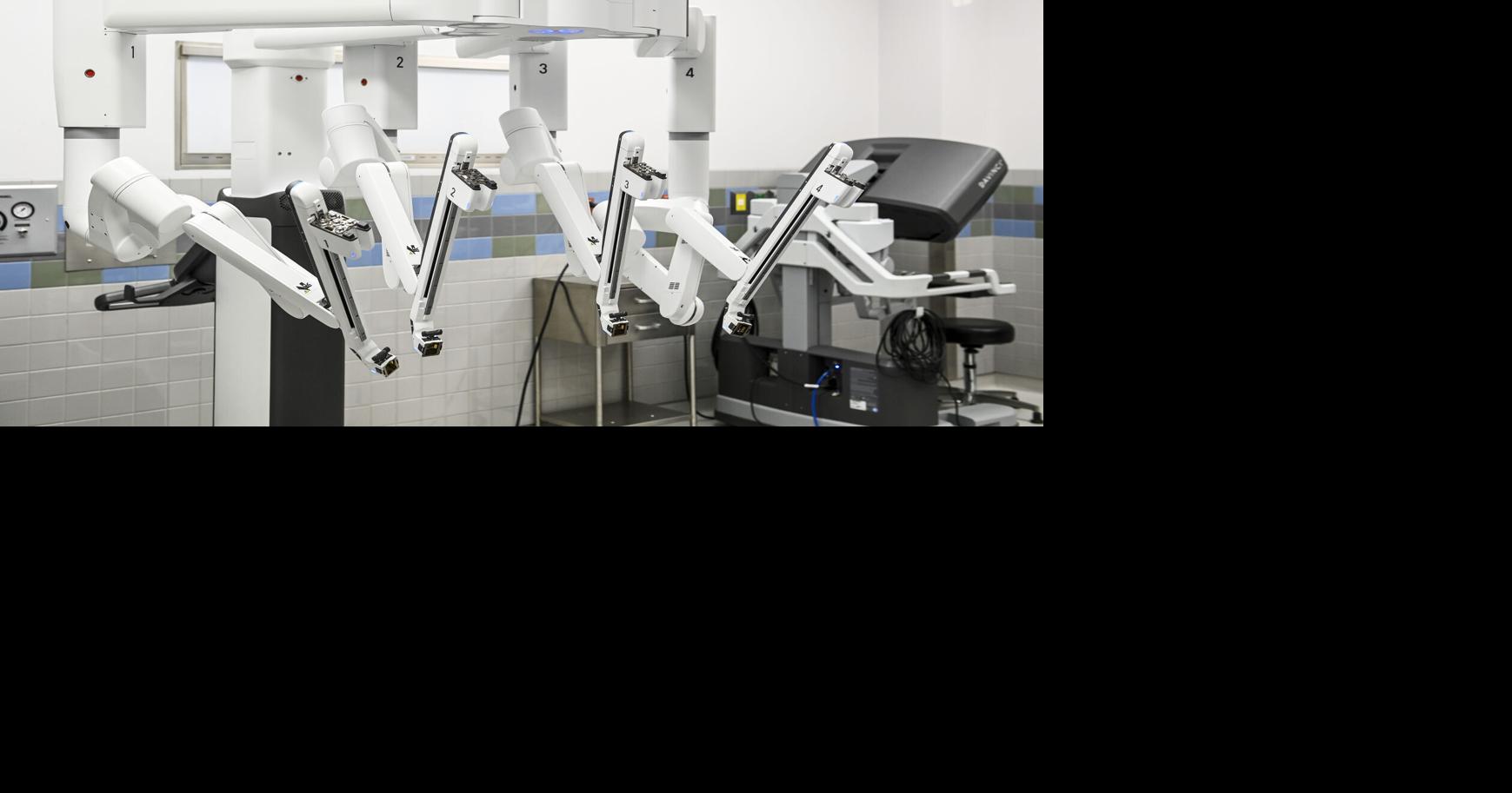 Surgeons: Robotic surgery shortens recovery time, less painful ...