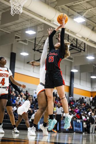 D231202 Austin Decatur Basketball TH-25.jpg | | decaturdaily.com