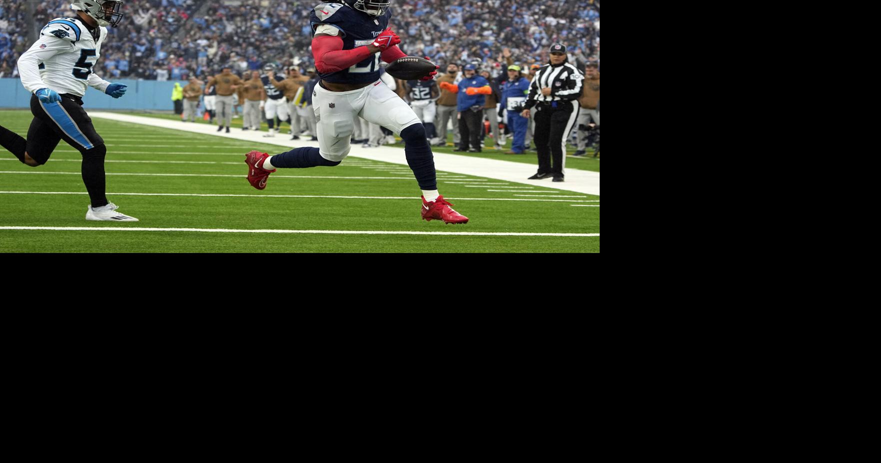 Derrick Henry runs for 2 TDs as the Titans hold off Panthers, Bryce ...