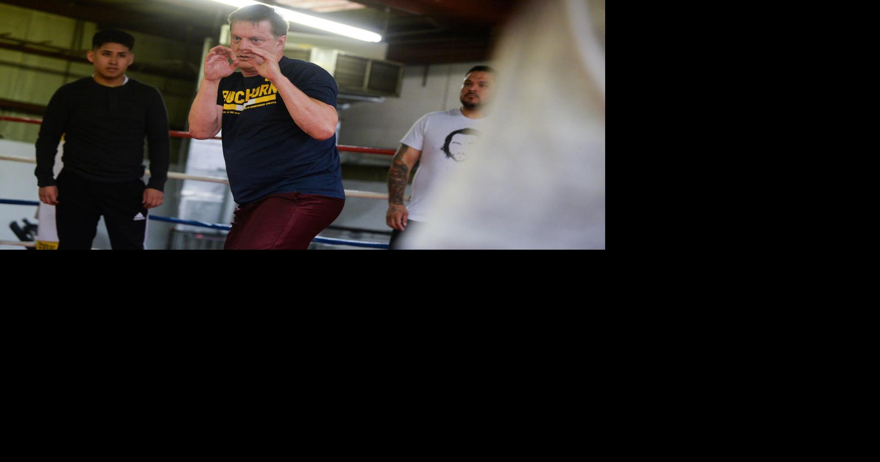 Boxing Trainer Jay Deas Works with Decatur Youth | Gallery ...