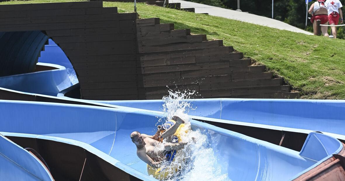 Point Mallard: Water park crowded on opening day | Decatur ...
