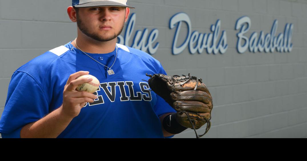 Falkville ace bedevils foes | Sports | decaturdaily.com