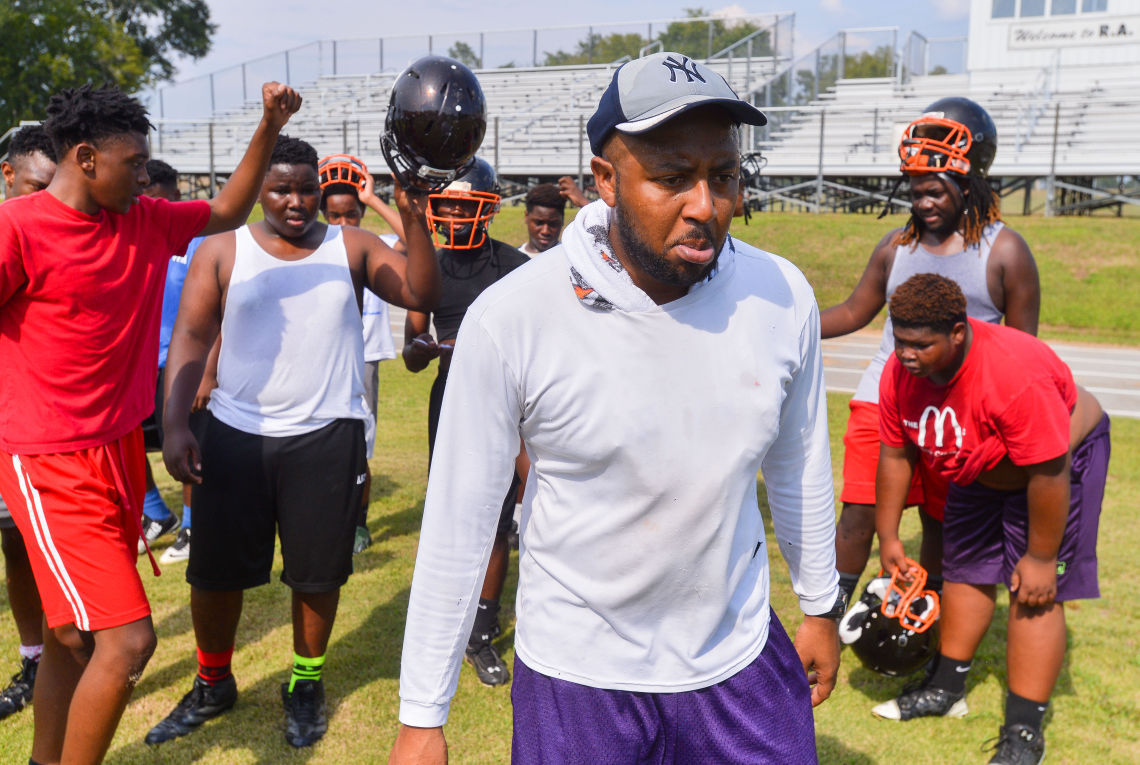 R.A. Hubbard High Preseason Football | Gallery | decaturdaily.com