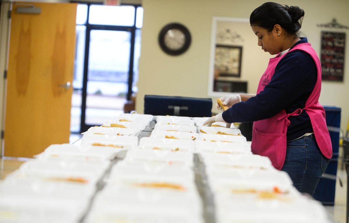 Meals on Wheels Delivery | Gallery | decaturdaily.com