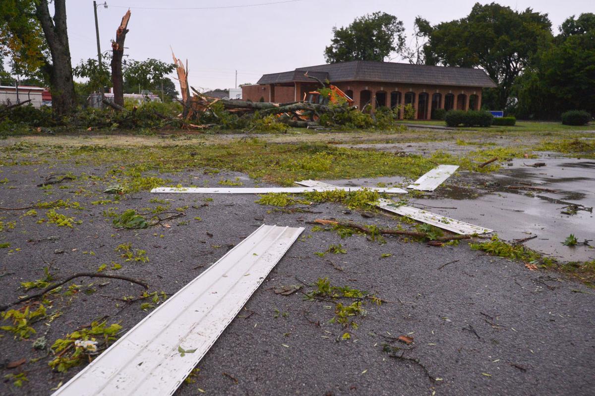 Thunderstorm and Damage | Gallery | decaturdaily.com