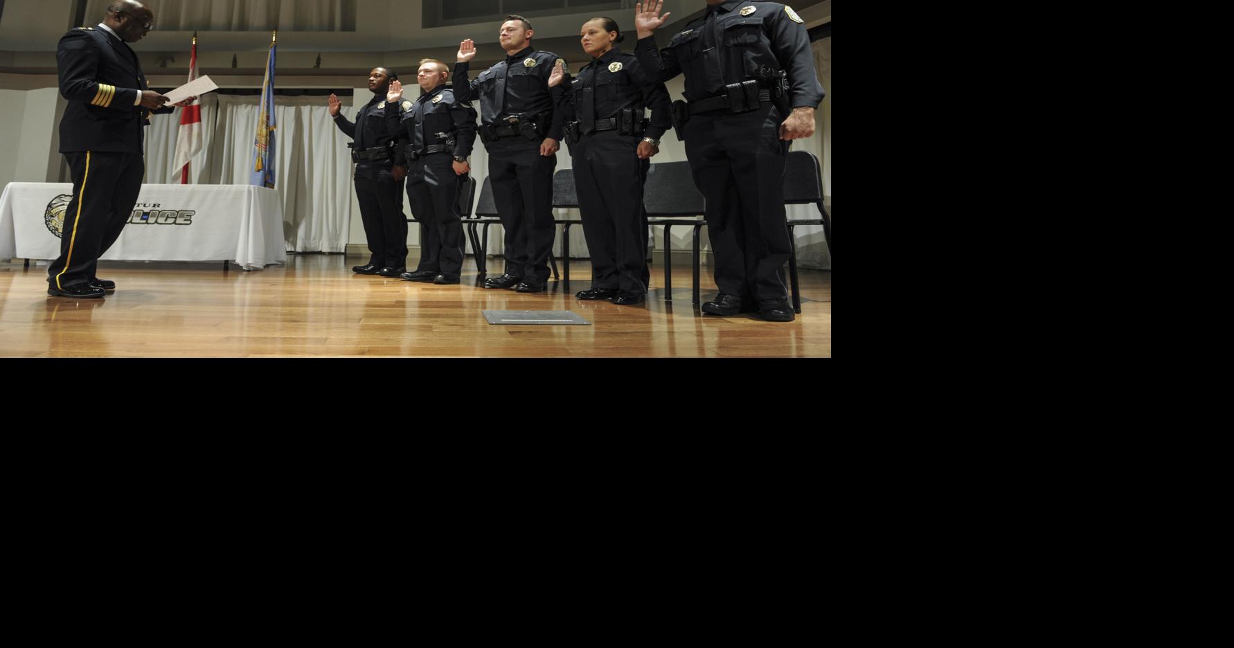 New officers join Decatur police in pinning ceremony | Decatur ...