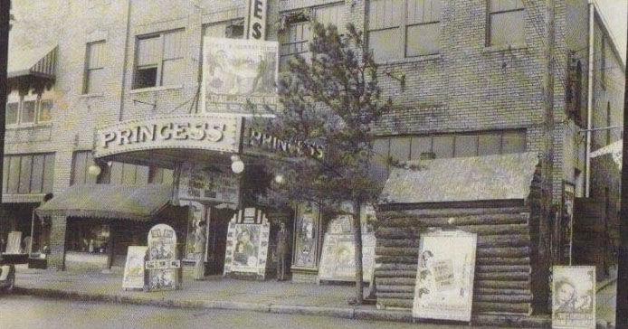 Movie theaters withstand the test of time | Local News | decaturdaily.com