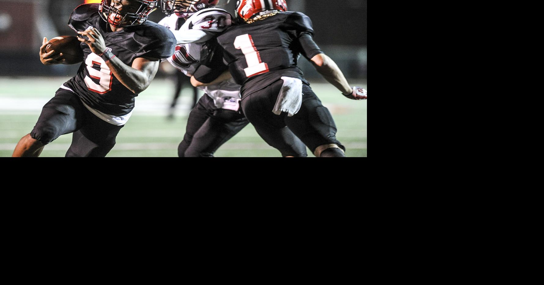 DECATUR 63, COLUMBIA 0: Victory sends Red Raiders to the playoffs ...