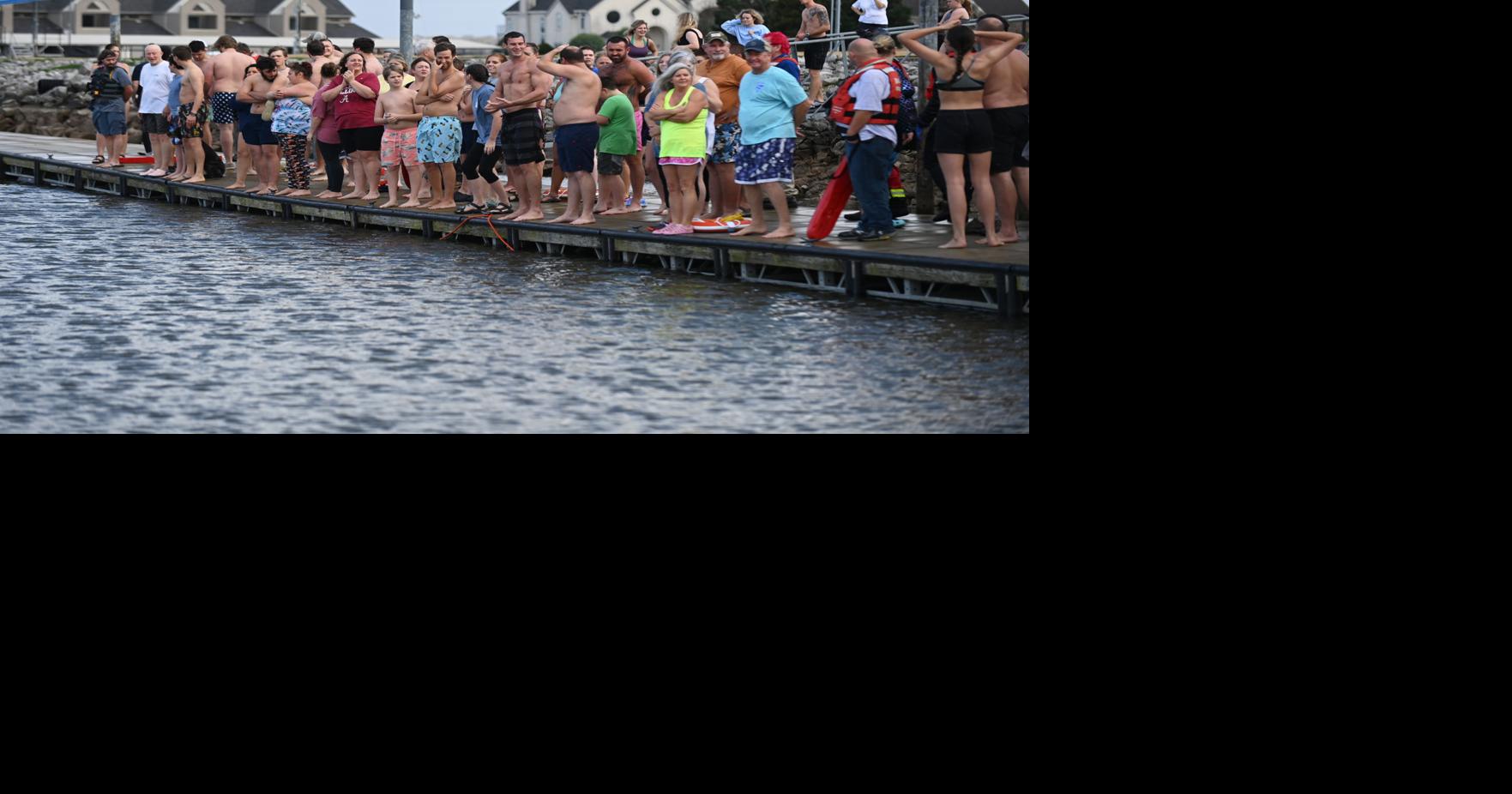 Polar Bear Plunge spurs quick swimming | Decatur | decaturdaily.com