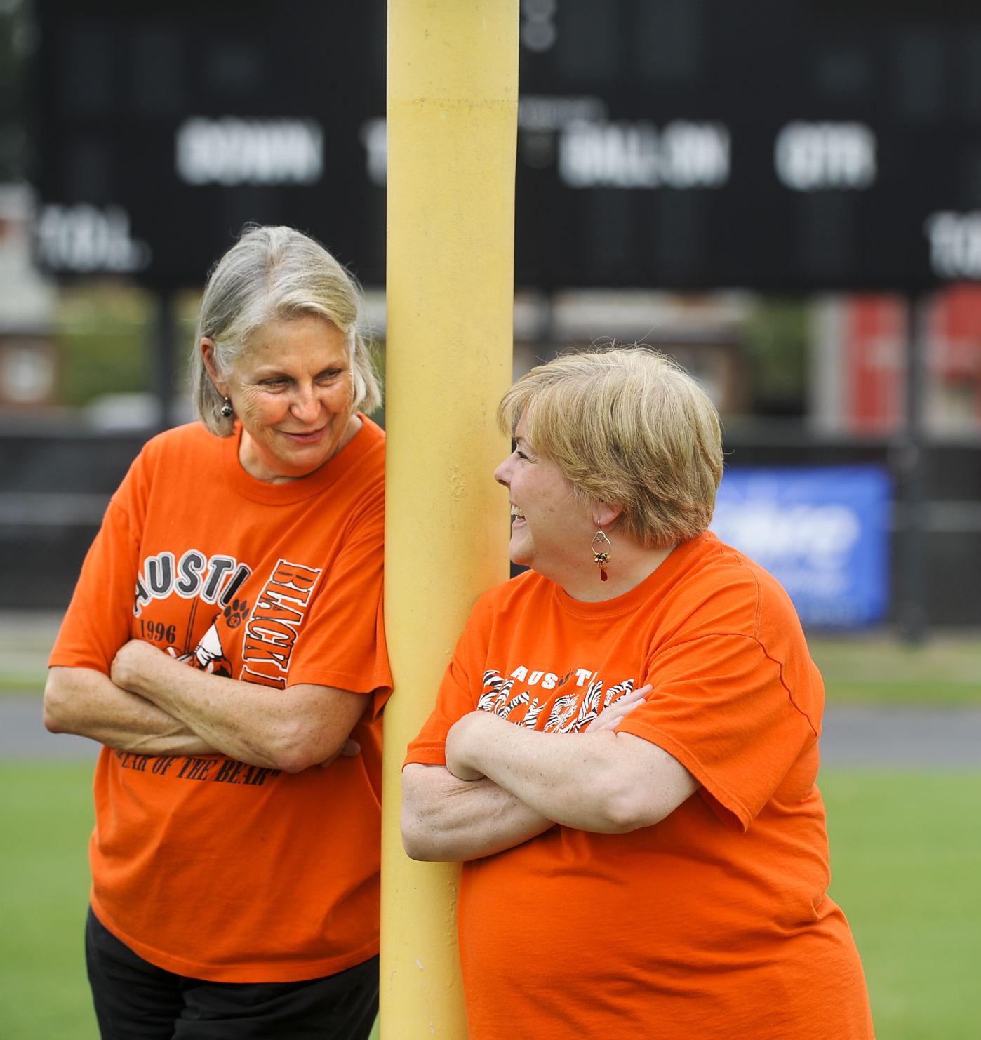 Austin teachers have ties to both sides of River City Rivalry | Local ...