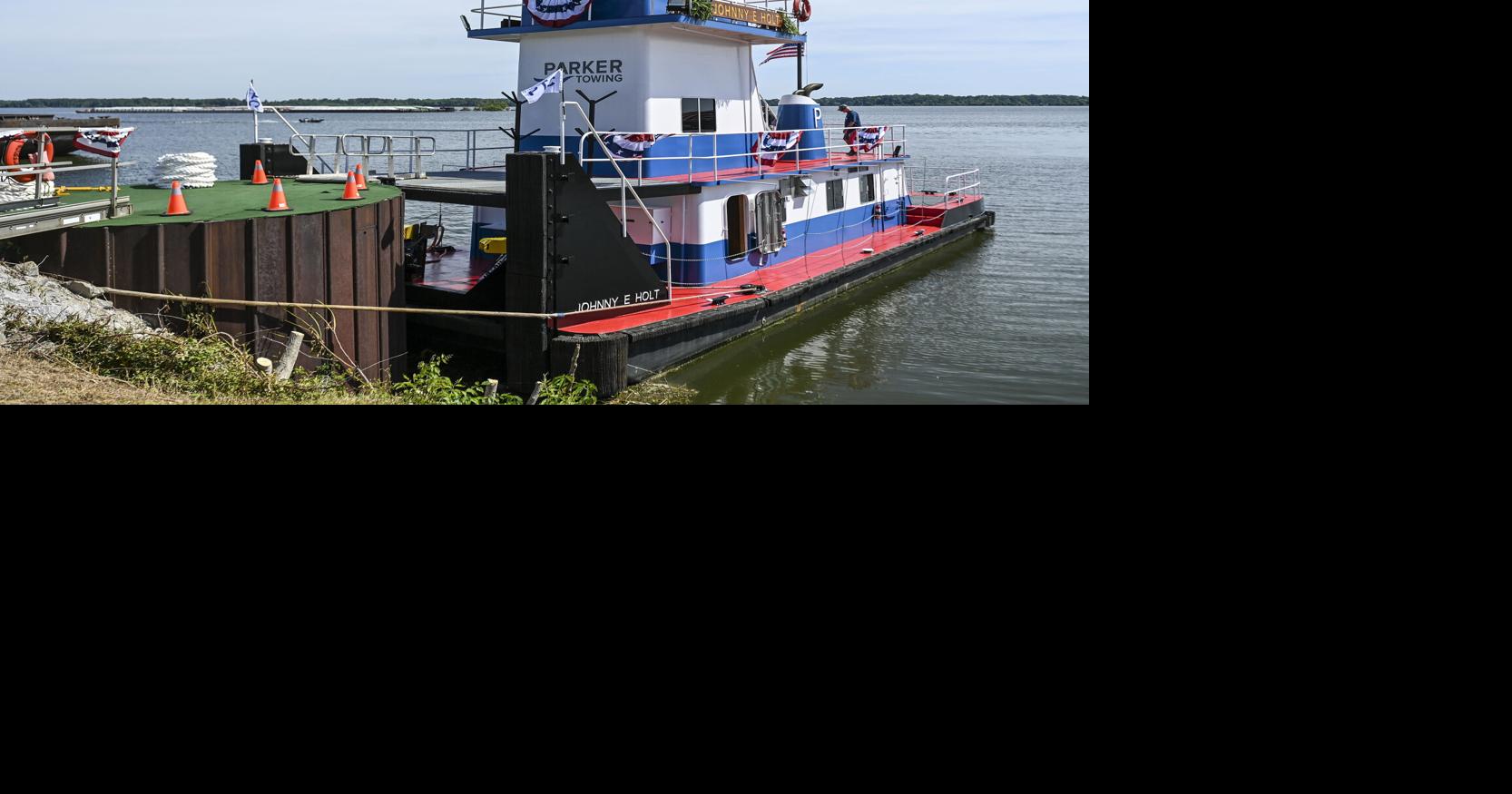 Christening of the Johnny E. Holt | News | decaturdaily.com