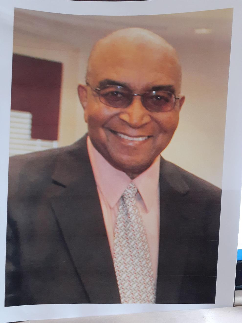 Henry L. Davis Jr. | Obituaries | decaturdaily.com