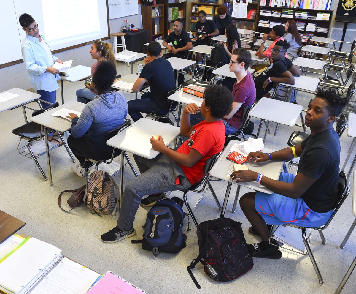 Decatur High Teachers | Gallery | decaturdaily.com