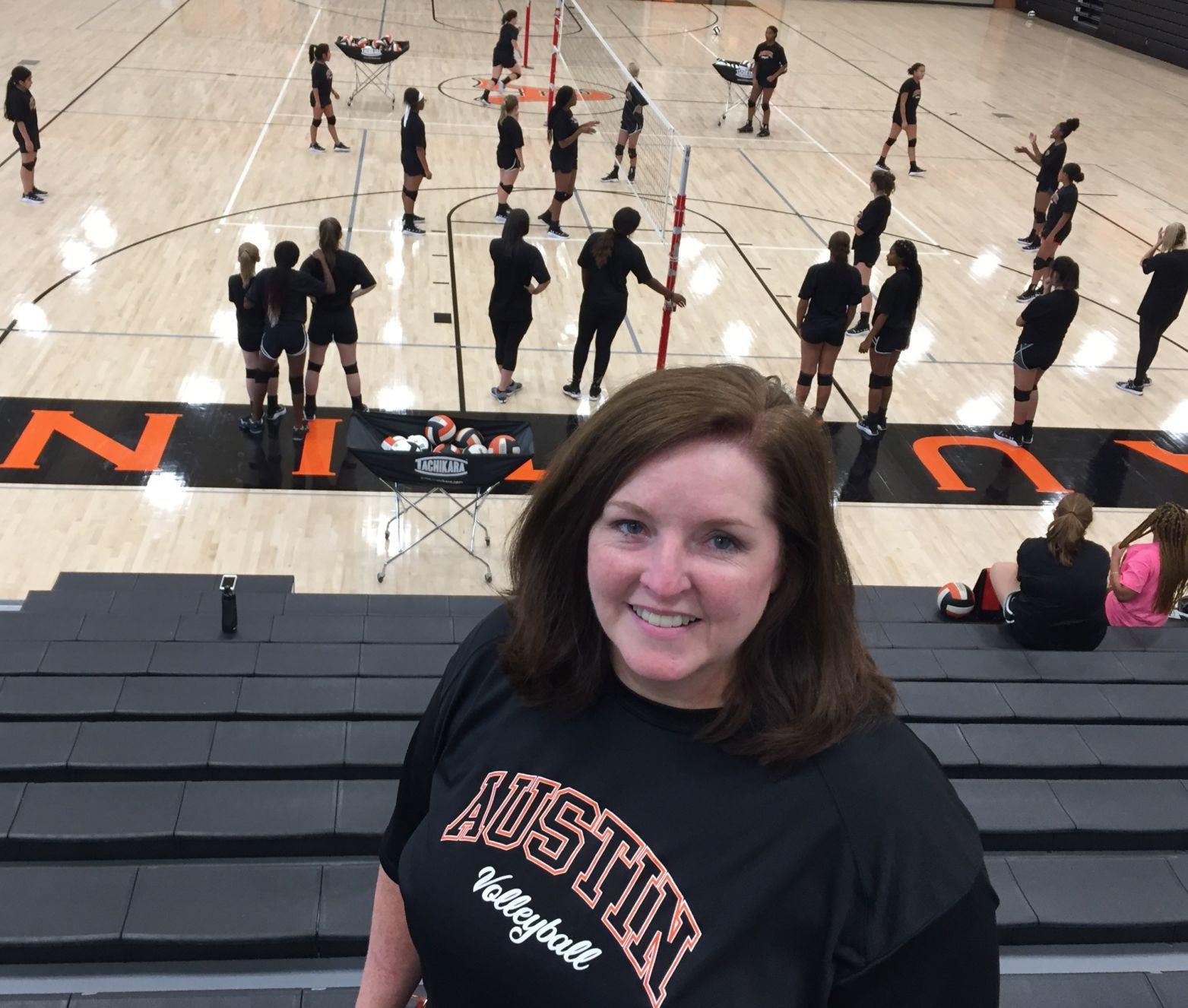 Volleyball: Tina Lawrence marks 30 years leading Austin volleyball ...