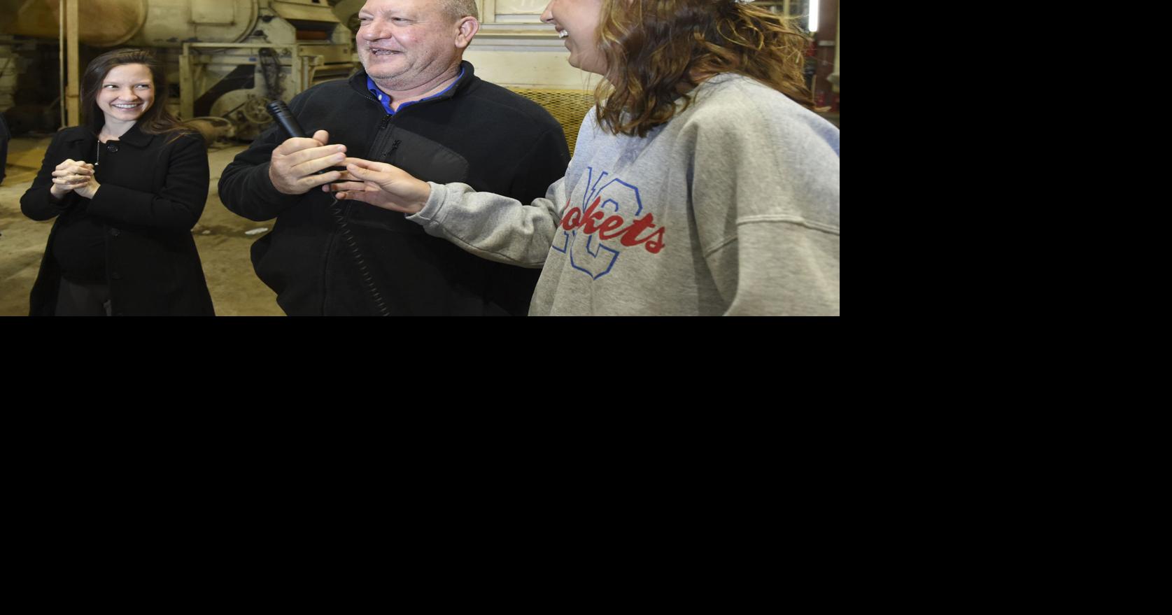 Auburn students tour farms on spring break | Local News | decaturdaily.com