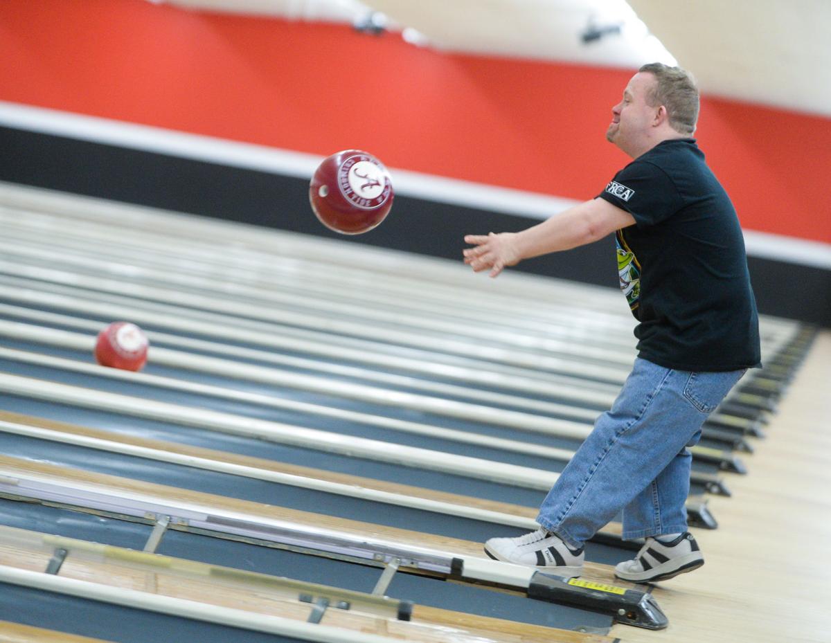 Special Needs Bowling Tournament | Gallery | decaturdaily.com