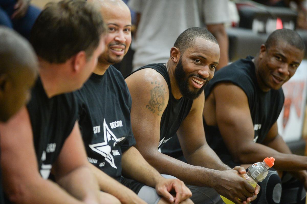 Decatur-Austin Alumni Basketball Game | Gallery | decaturdaily.com