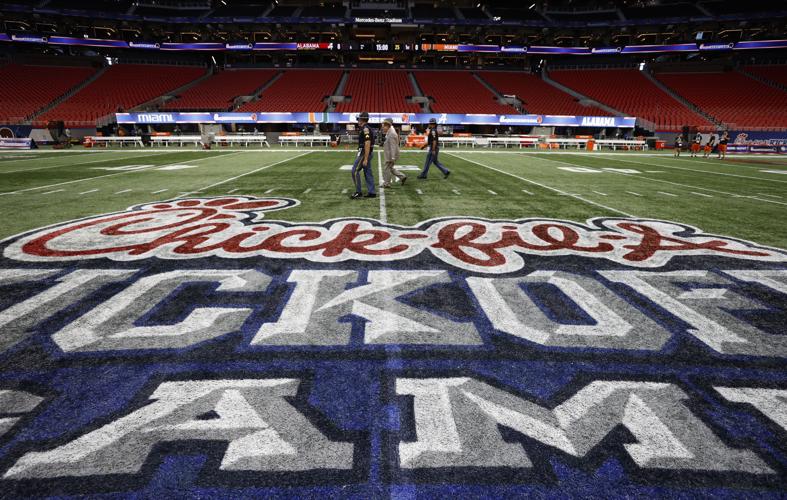 Photo gallery: Alabama 44, Miami 13 | Sports | decaturdaily.com