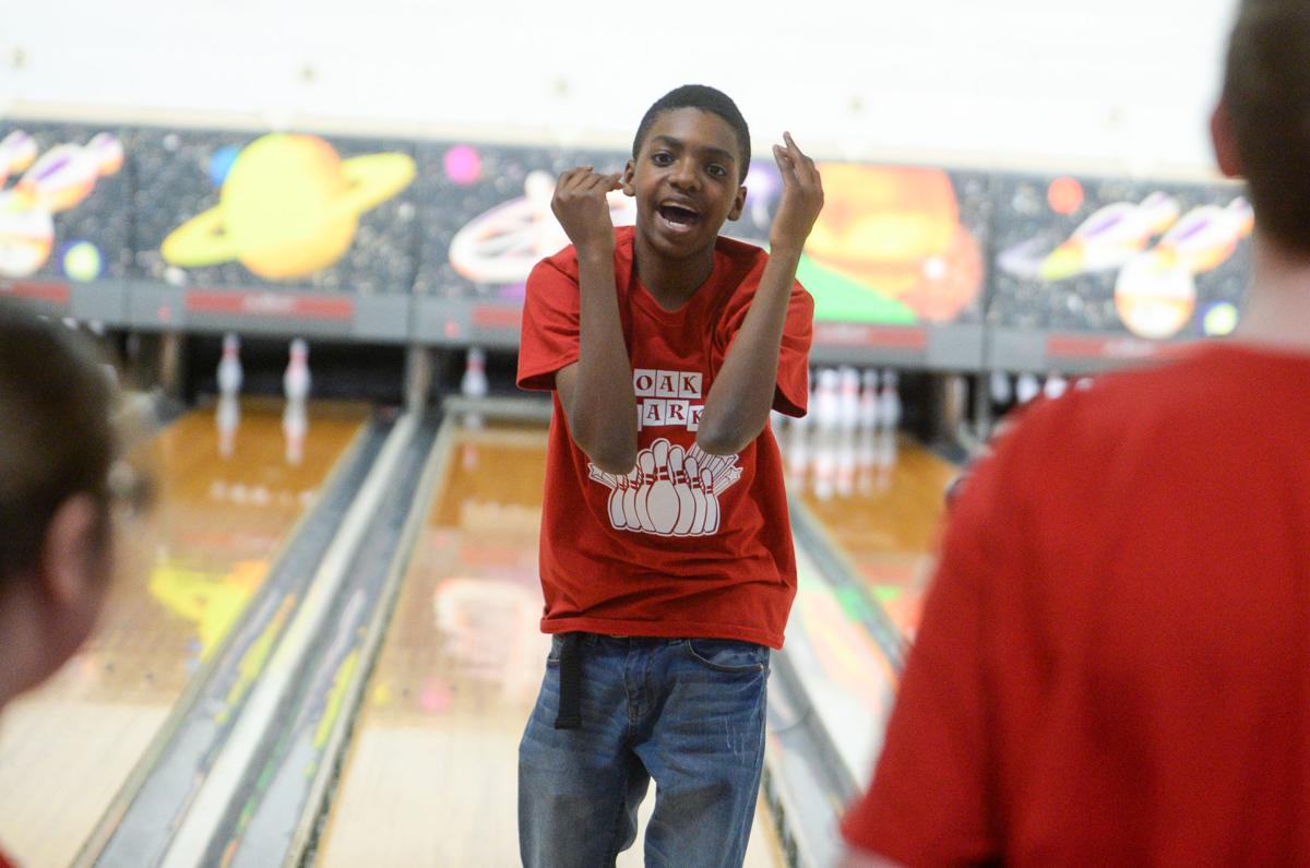Special Needs Bowling Tournament | Gallery | decaturdaily.com