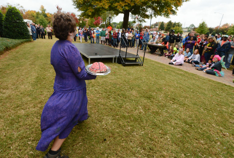 Calhoun Fall Festival Costume Competition | News | decaturdaily.com