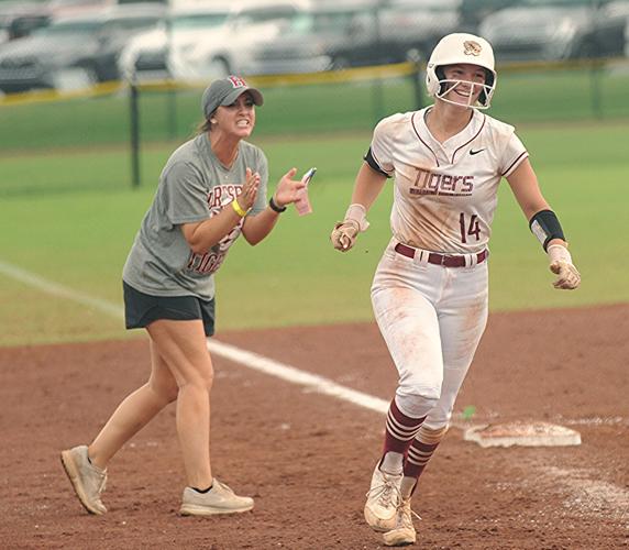 Last-inning explosion blasts Hartselle to state softball tourney | High ...