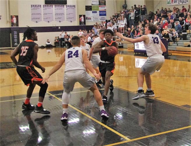 R.A. Hubbard at Decatur Heritage | Sports | decaturdaily.com