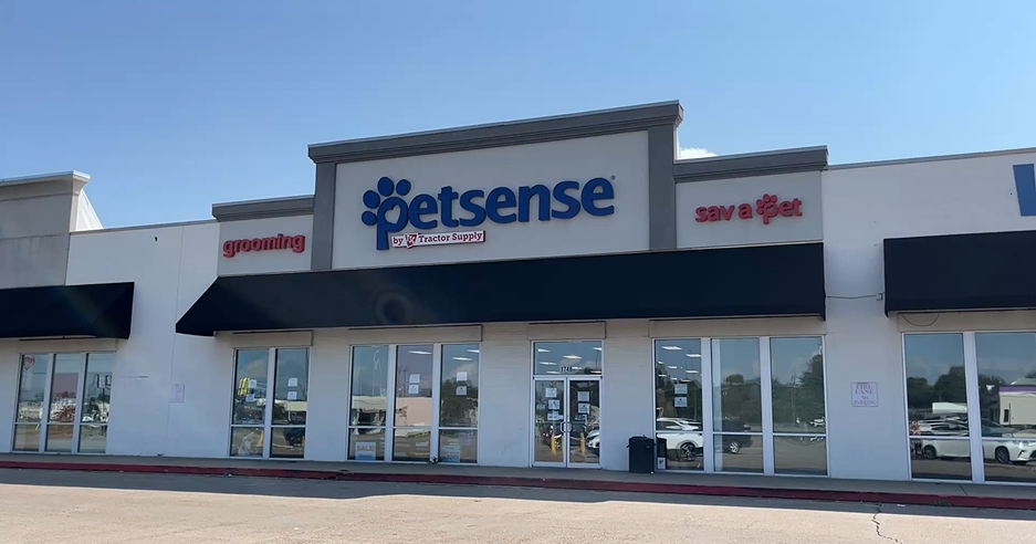 PetSense in Greenville to Close, Raising Concerns for Local Cats | News ...