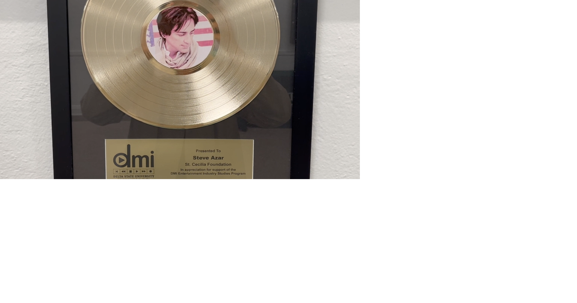 Steve Azar Gives Out Scholarship | News | deltanews.tv