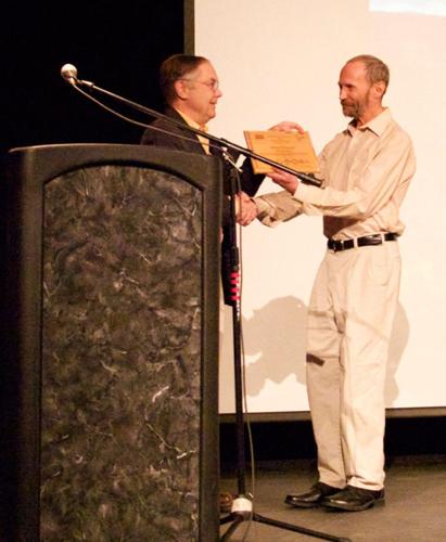 Mike Kingston presented volunteer award | Local | deltawindonline.com