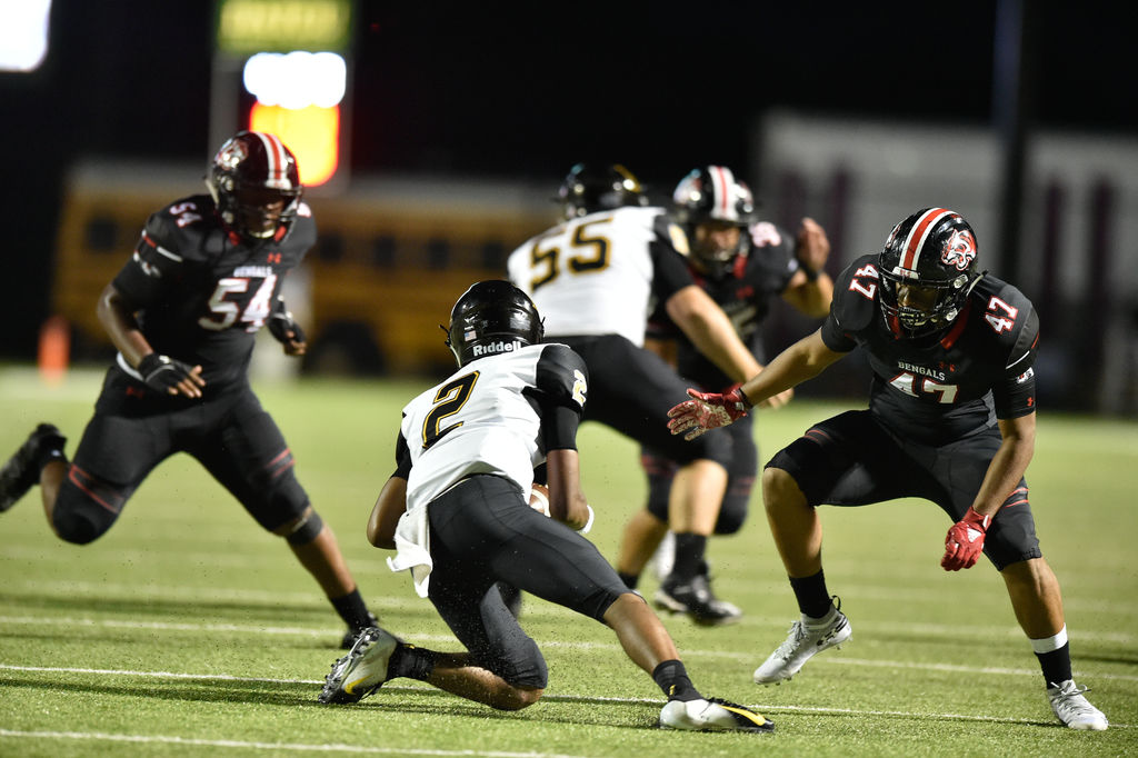Football: Braswell scores early, often in shutout against Frisco ...