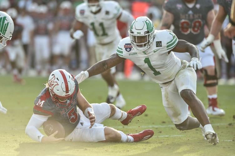 Linebacker KD Davis determined to chase down career tackle record as ...