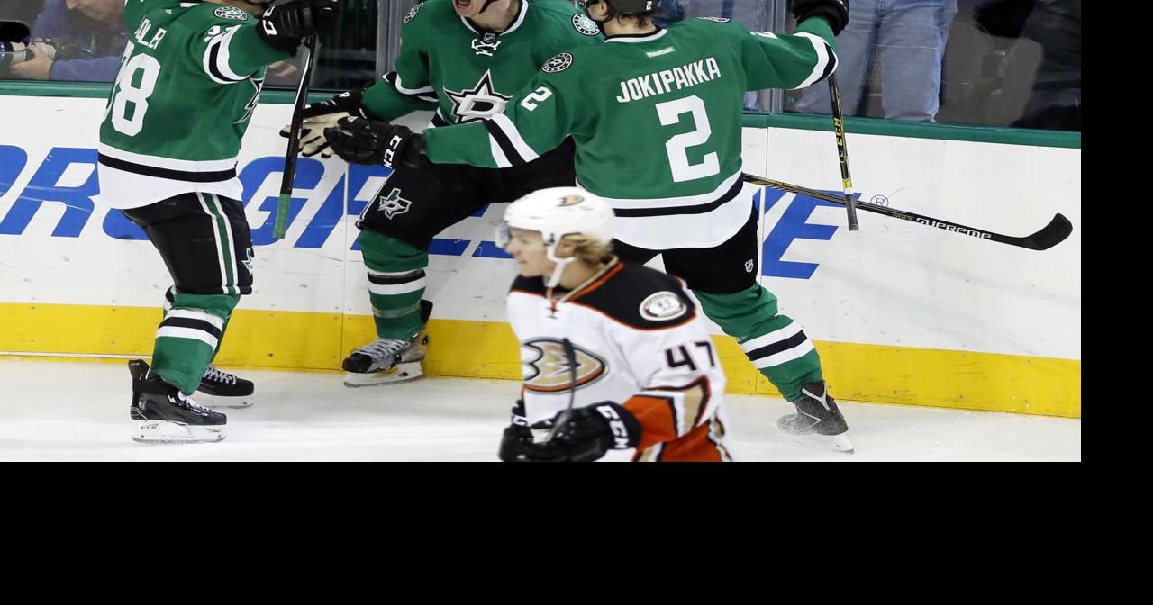 Stars overcome 3-goal deficit to roast Ducks | Sports | dentonrc.com