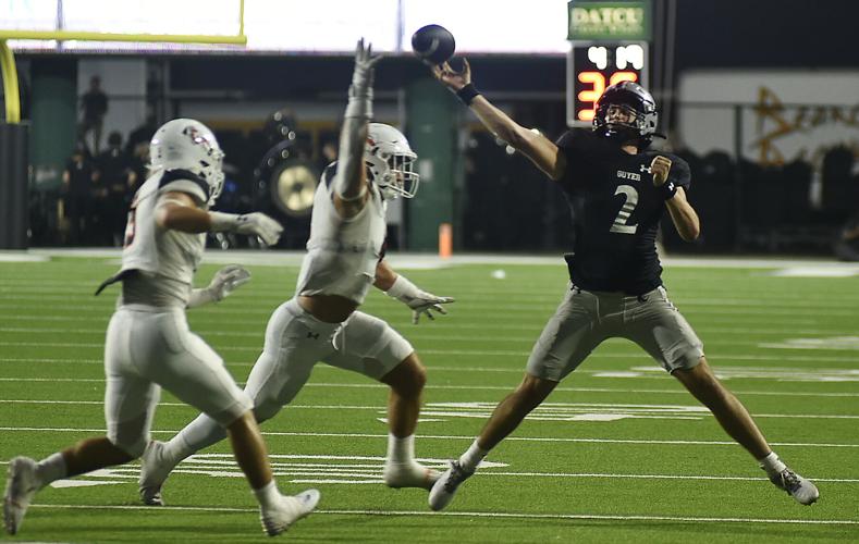 Last-second field goal downs No. 9 Guyer in tough loss to No. 1 Aledo ...