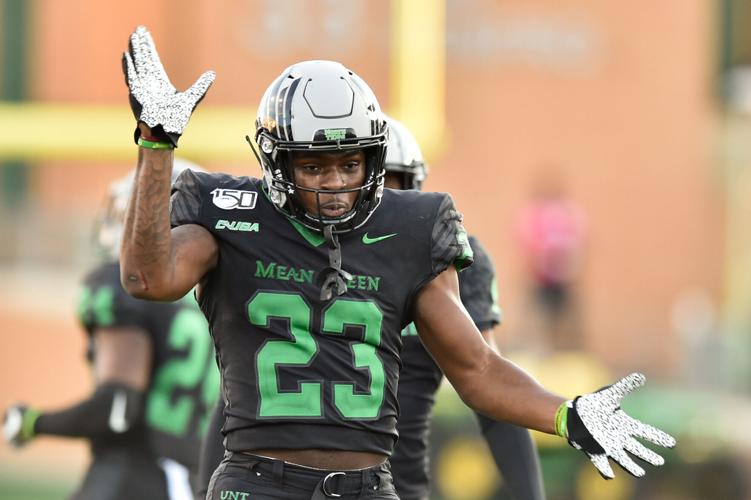 Linebacker KD Davis determined to chase down career tackle record as ...