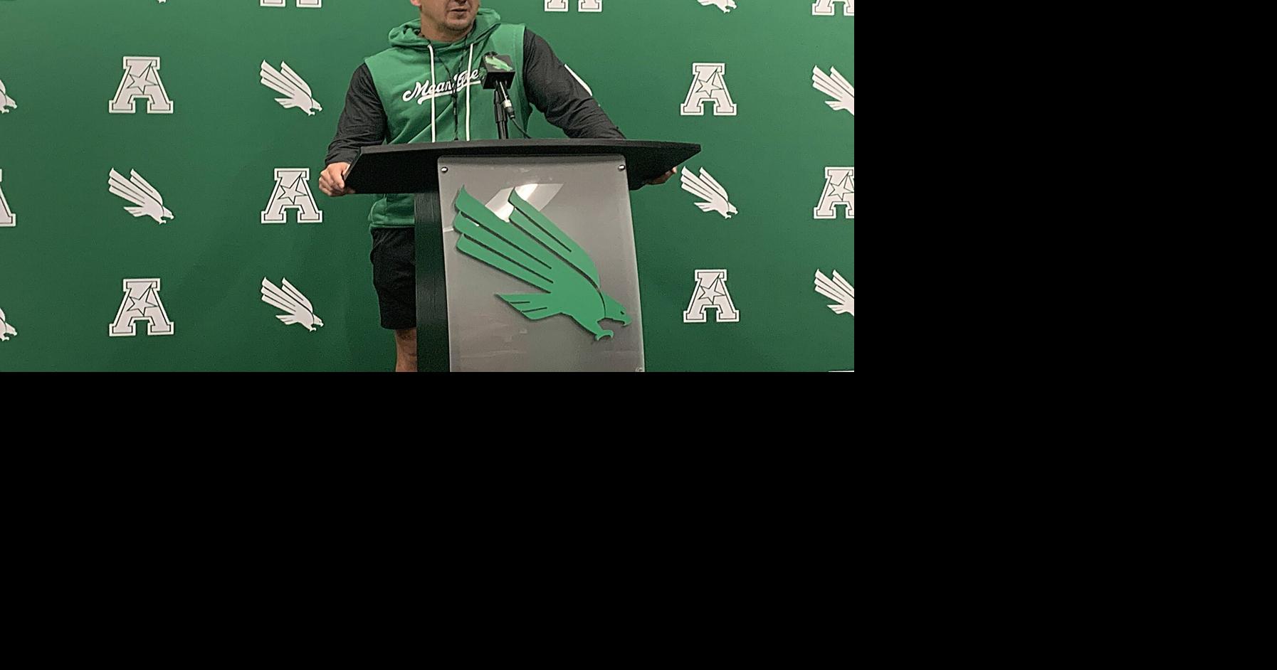 UNT coach Eric Morris vows to focus on season, not contract as school ...