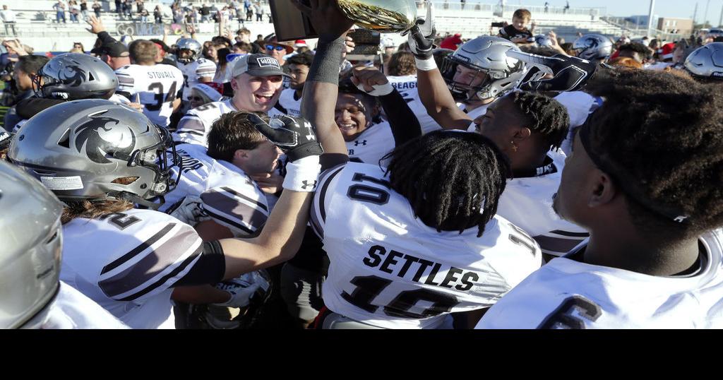 Football: Guyer knocks off Spring Westfield, advances to first state ...