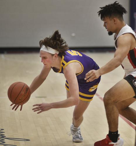 Sanger fails to overcome slow start in tiebreaker game loss to ...