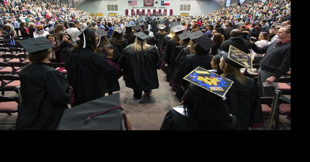 TWU highlights veterans at commencement | News | dentonrc.com