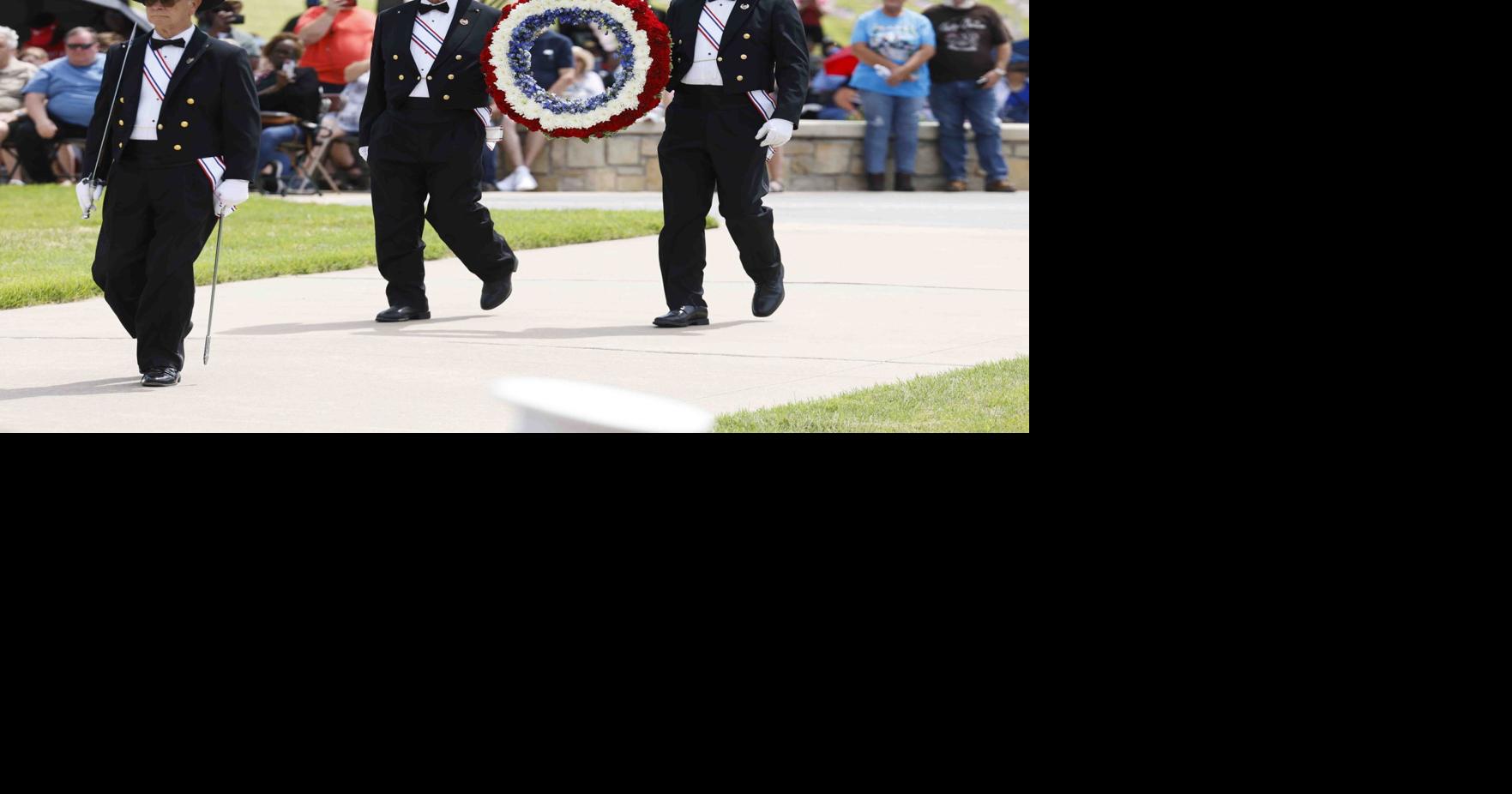 Hundreds honor fallen veterans in ceremony at Dallas-Fort Worth ...