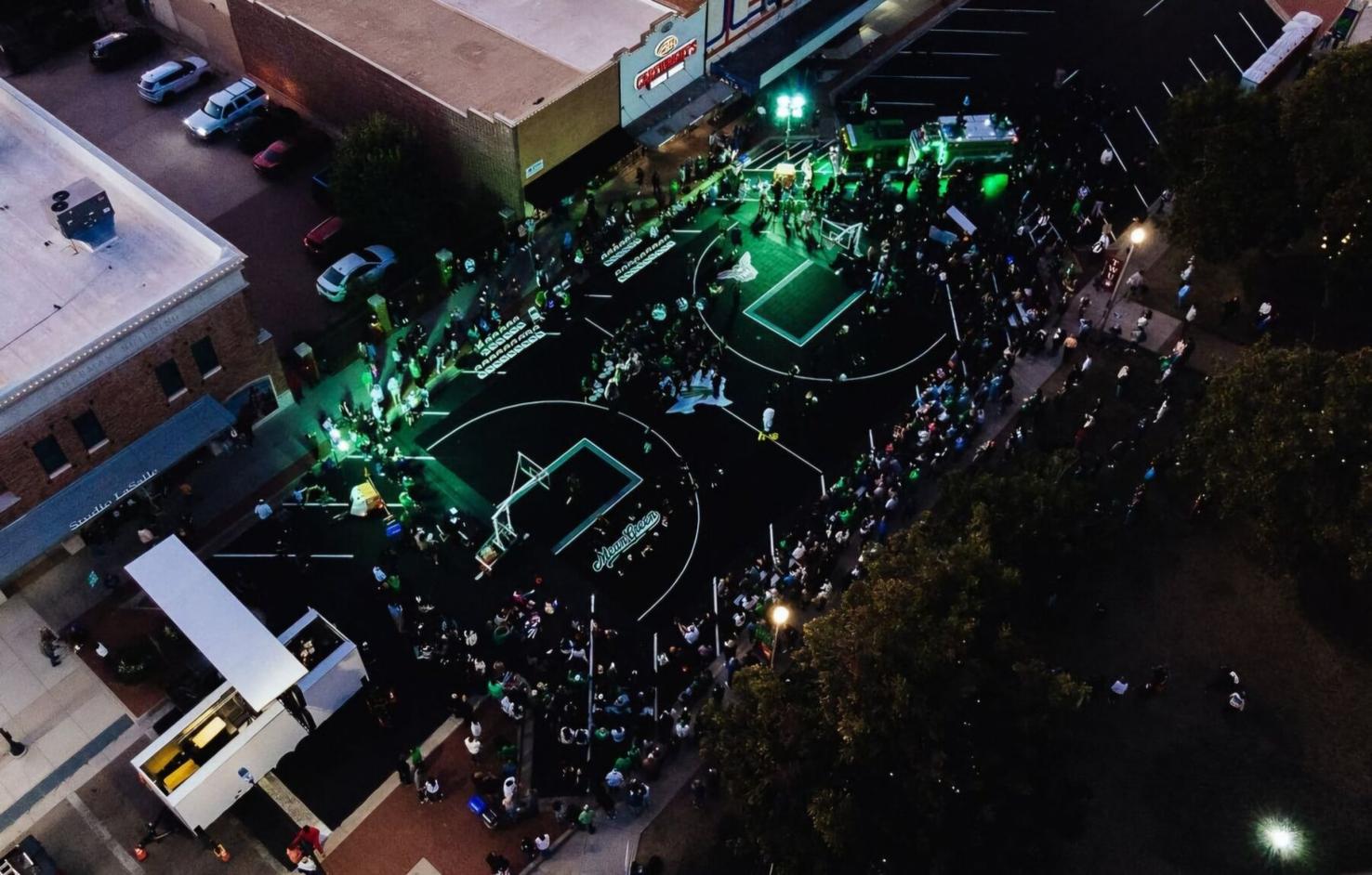 Basketball takes over the Square on Wednesday as UNT and TWU teams star ...