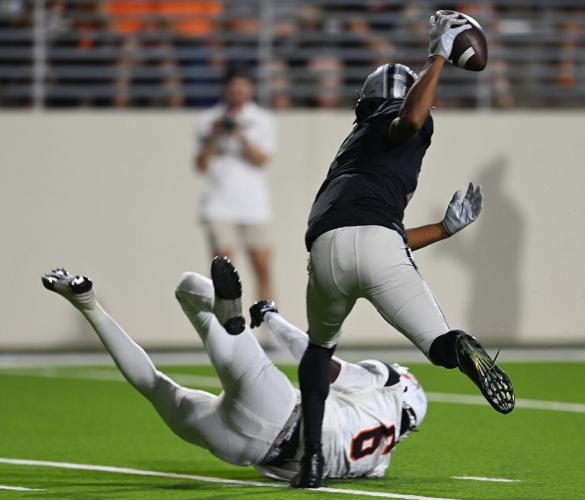 Last-second field goal downs No. 9 Guyer in tough loss to No. 1 Aledo ...